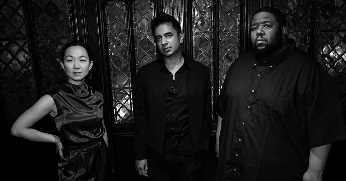 世界で最も注目されるピアノ・トリオでの2作目を発表したヴィジェイ・アイヤーにインタビュー（前） | Everything Jazz